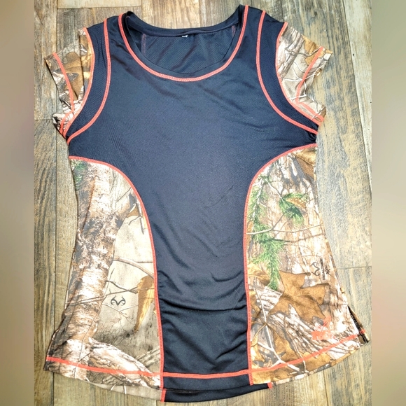 Realtree | Tops | Realtree Girl Black And Camo Hunting Quincy ...
